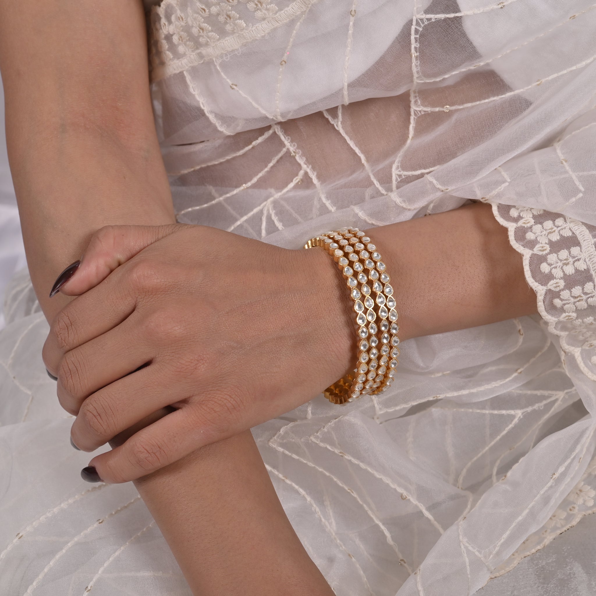 Aashini Sleek Tear Drop Kundan Bangles (Set of 4 bangles)